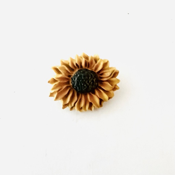 Jewelry | Sunflower Pin | Poshmark